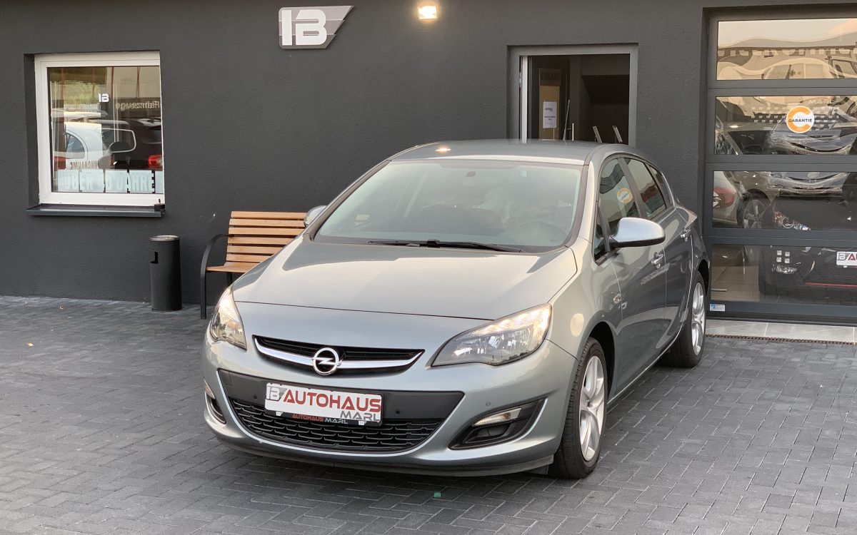 Opel Astra J Limousine ‚Fun‘ | IB Autohaus Marl
